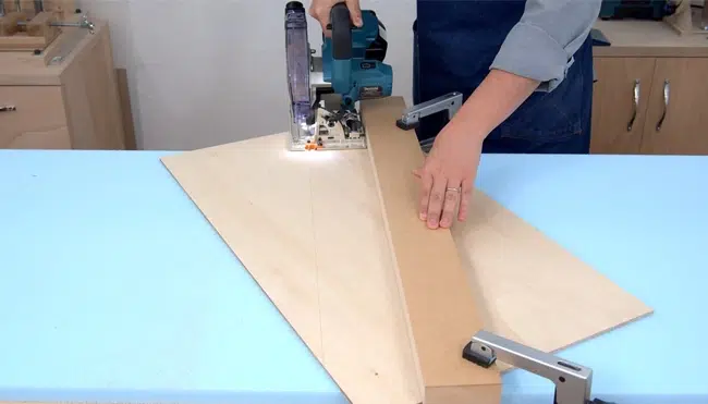 Can You Cut 45 Degree Angles With a Circular Saw: 10 Steps