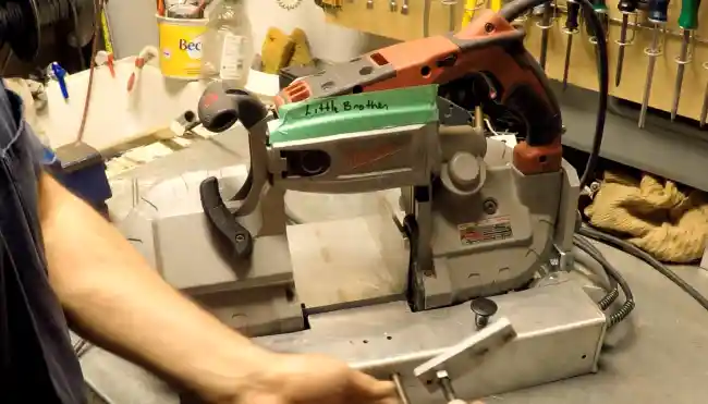 Vertical Vs Horizontal Band Saw: 5 Differences [Revealed]