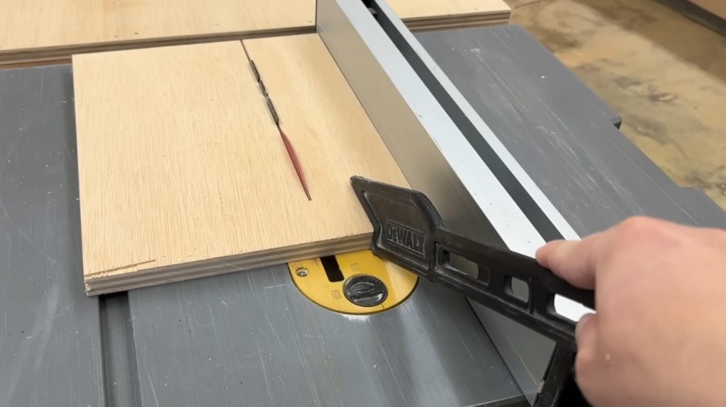 Best Table Saw Ripping Blade: Get Clean Cuts Every Time